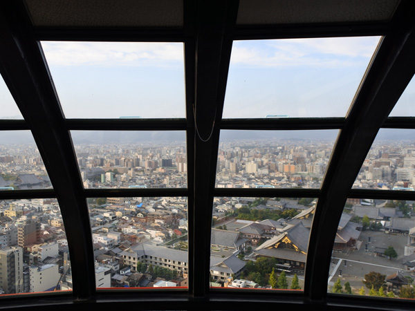 Kyoto Tower - Kyoto Tourism Lab｜Photo Map Access Around